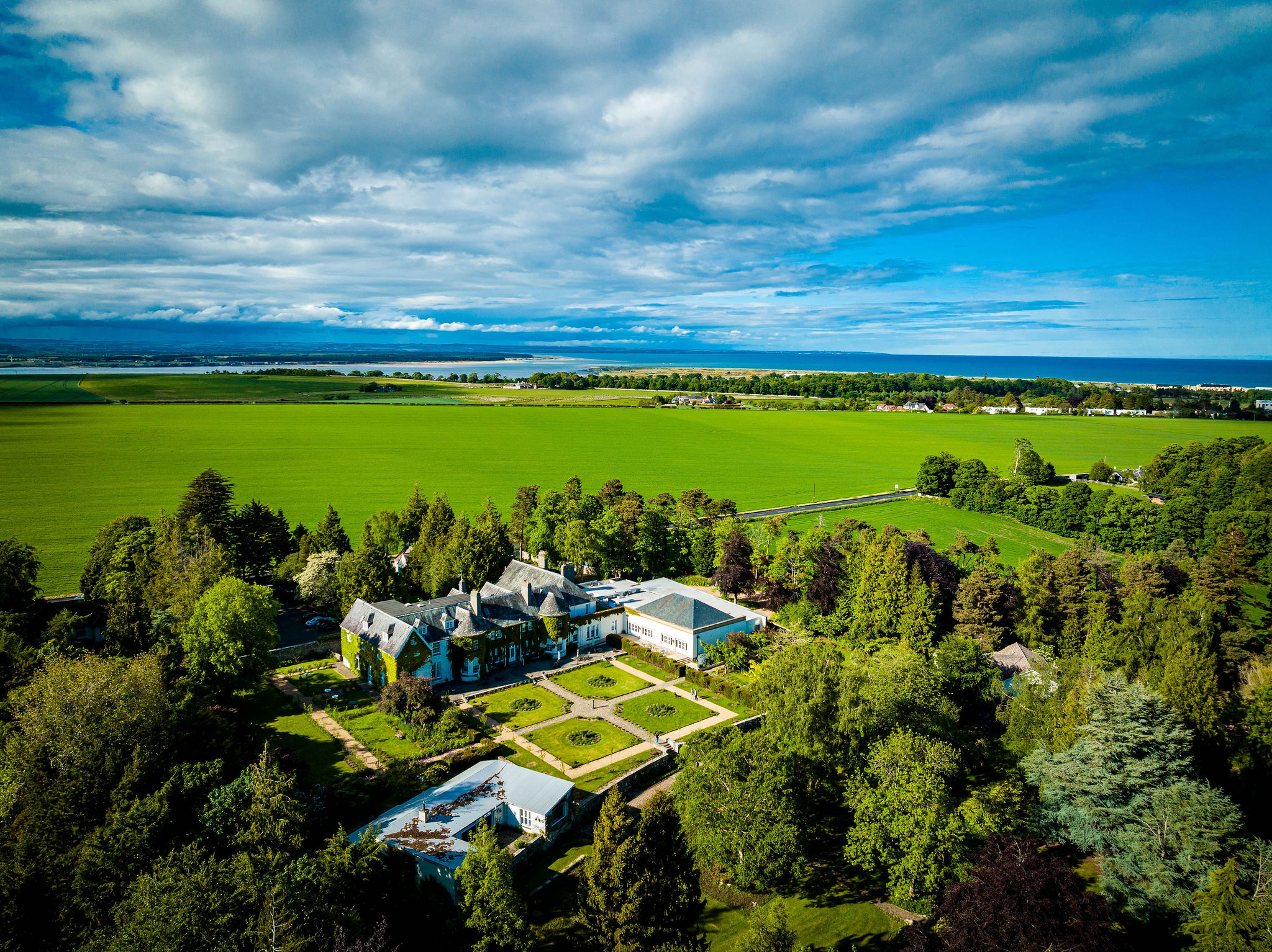 Fife Accommodation : Rufflets Country House Hotel