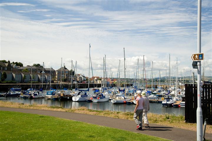 Fife business - Fife Coastal Path - Leuchars to Wormit Bay